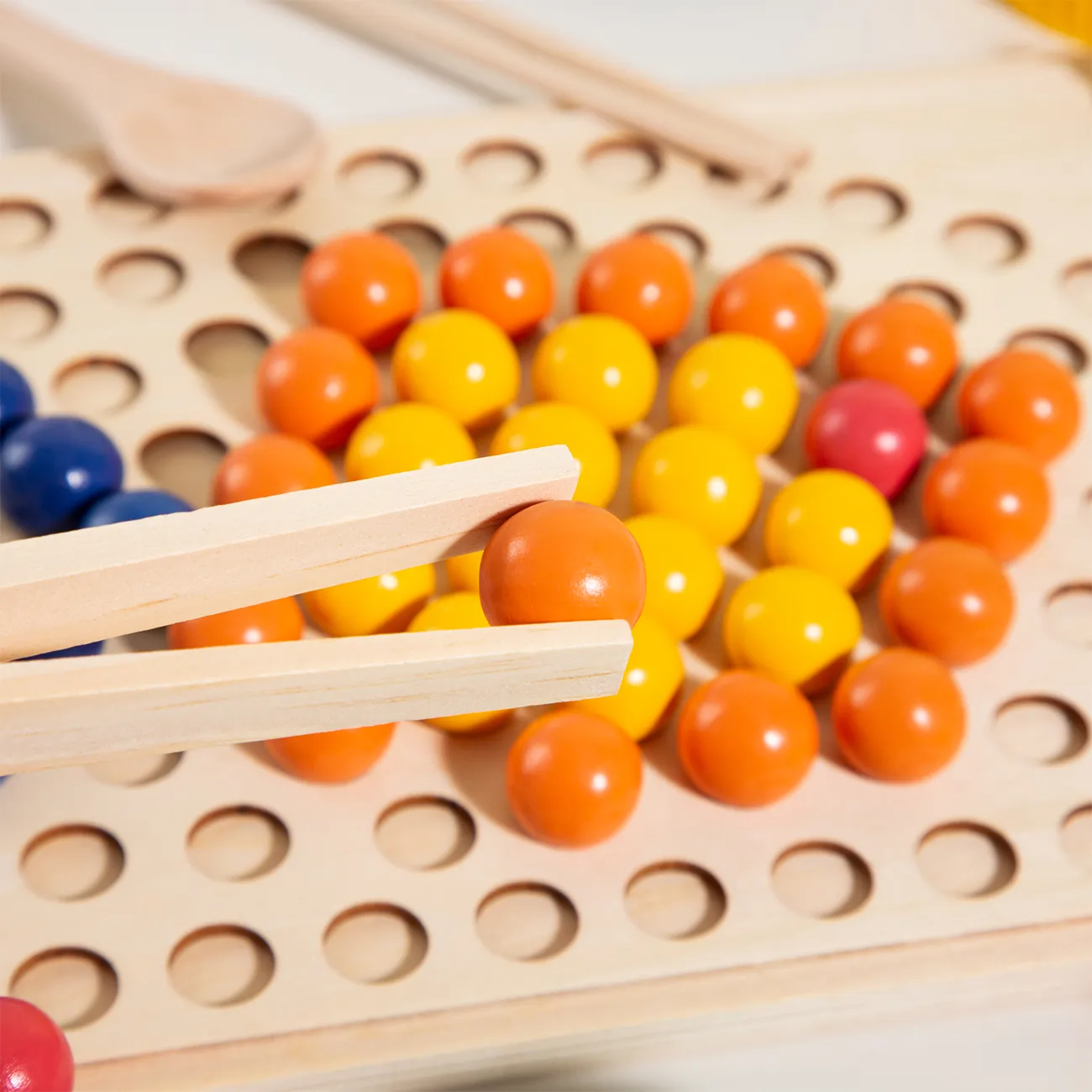 Wooden Peg Board Beads Game Rainbow Clip Bead Puzzle Color Sorting ...